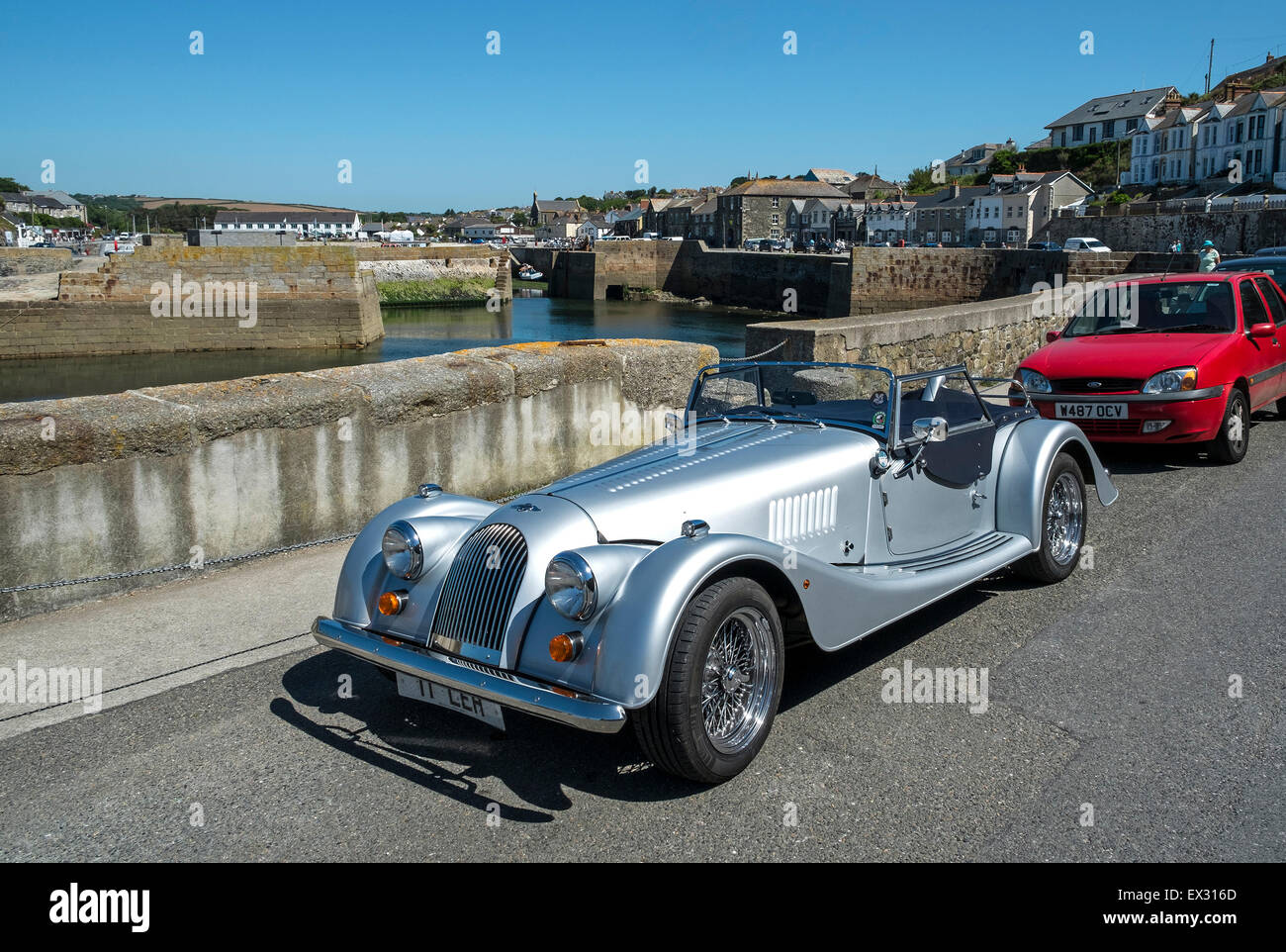 Morgan car hi-res stock photography and images - Alamy