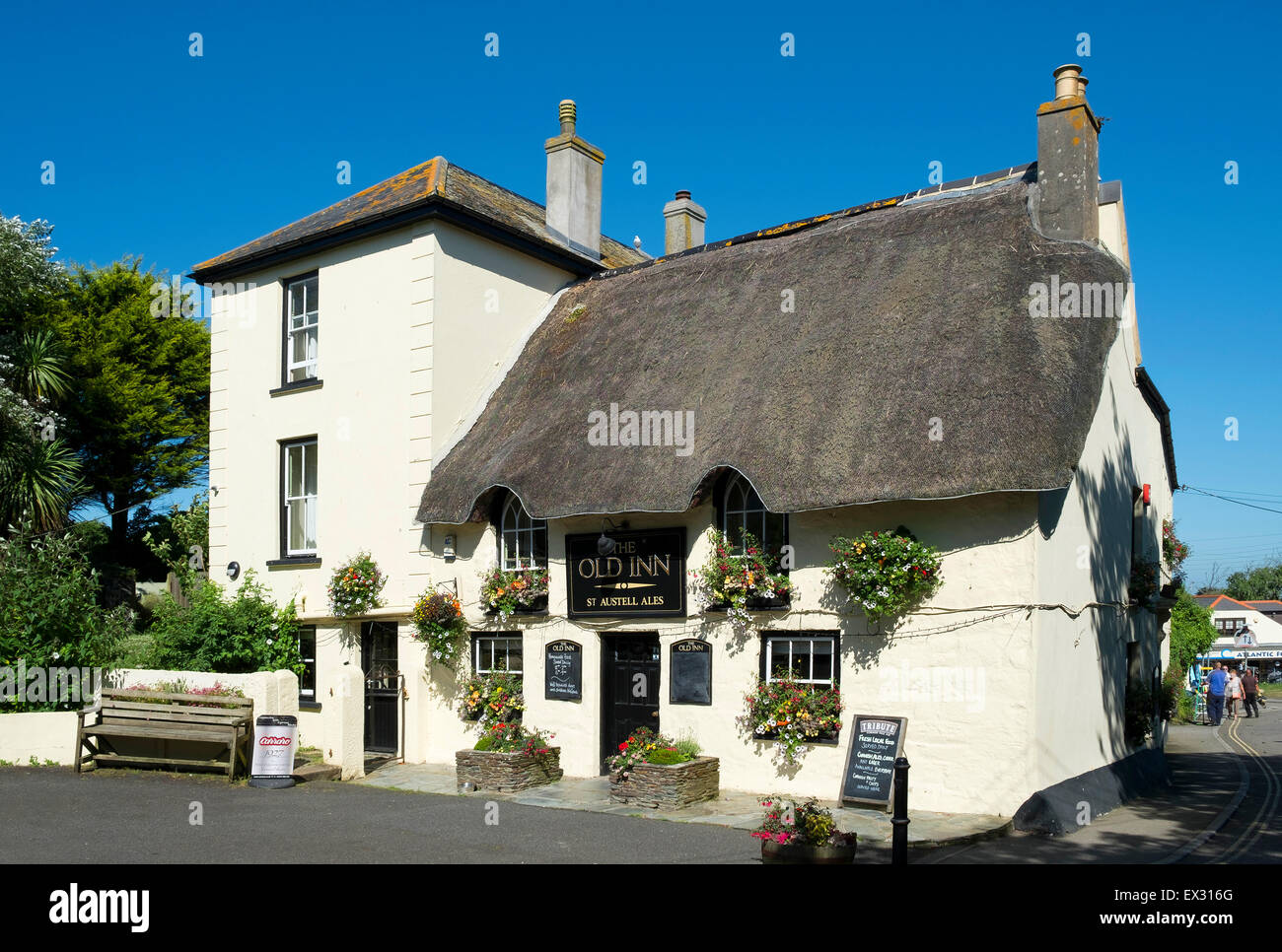 Very old inn hi-res stock photography and images - Alamy