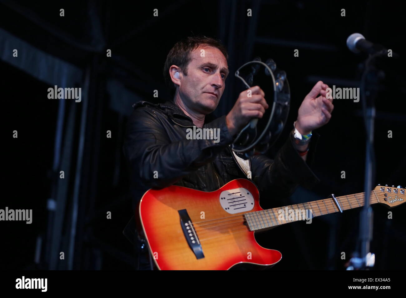 Saul davies hi-res stock photography and images - Alamy