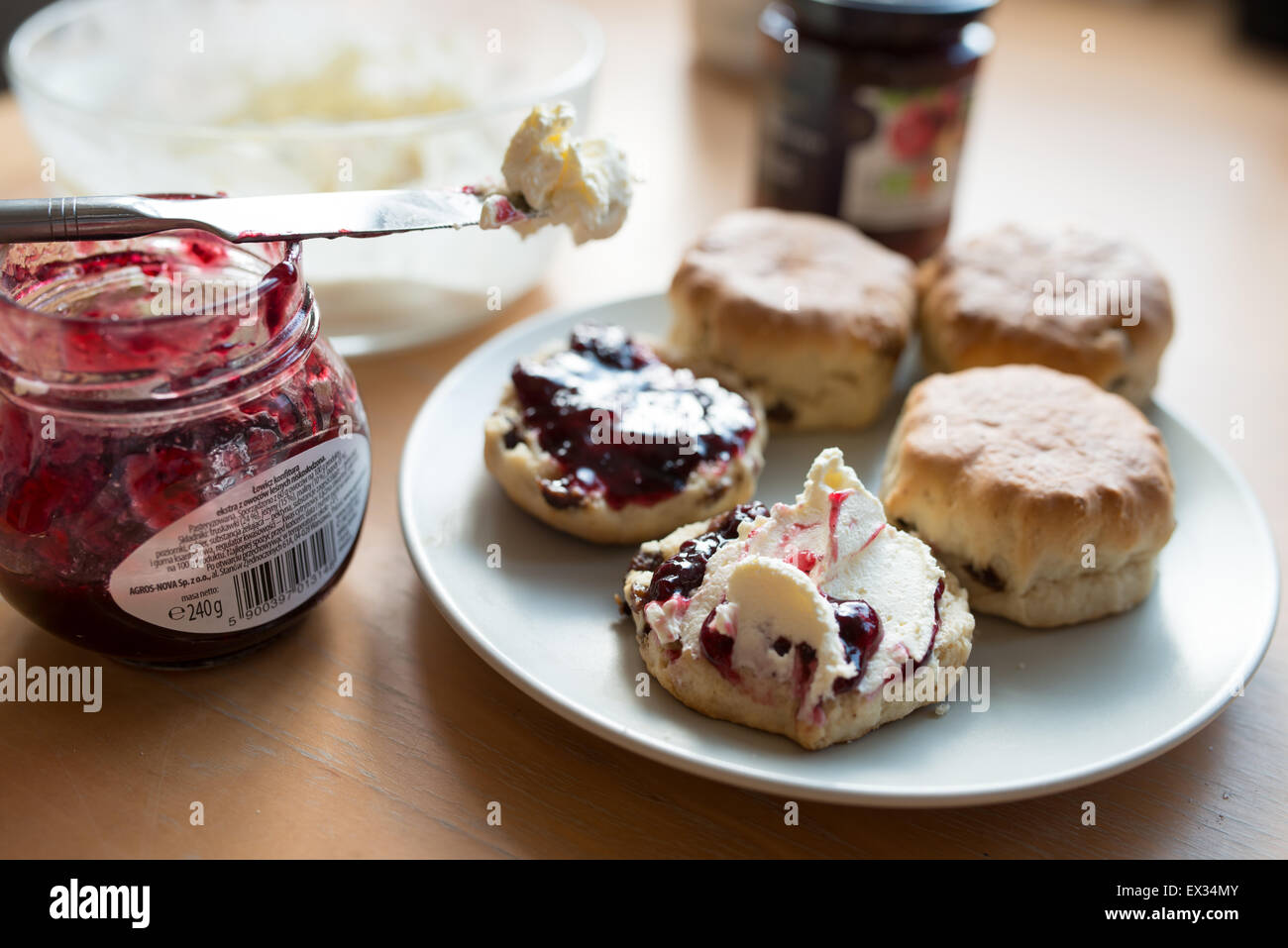 Summer family cream hi-res stock photography and images - Alamy