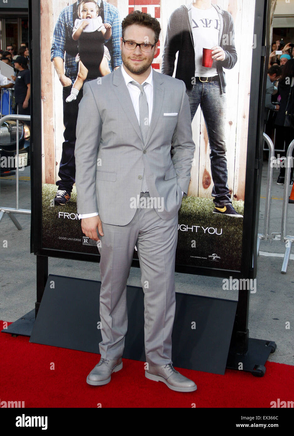 Seth Rogen at the Los Angeles premiere of "Neighbors" held at the ...