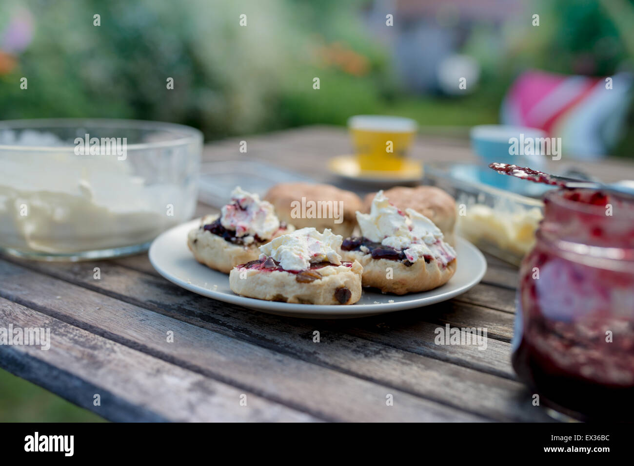Table setting high tea hi-res stock photography and images - Alamy