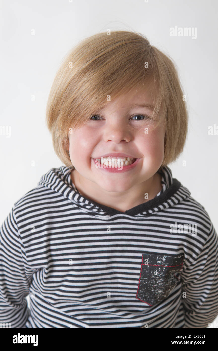 Wearing striped shirt hi-res stock photography and images - Alamy