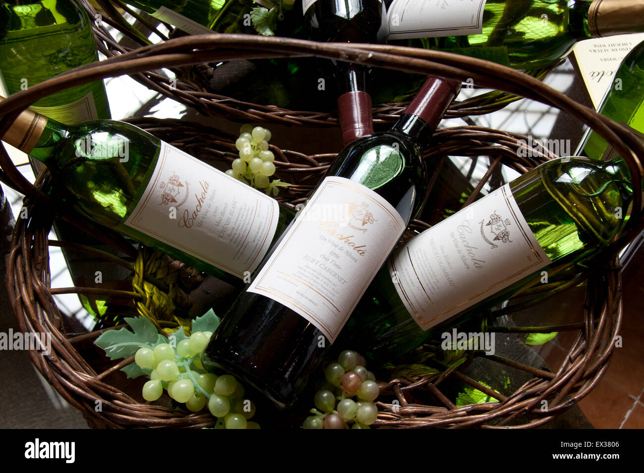 Cachola hi-res stock photography and images - Alamy