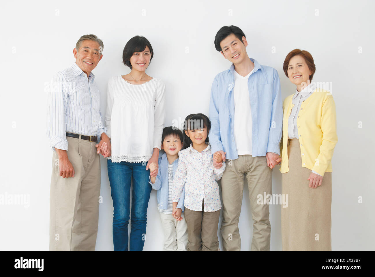 Three-generation Japanese family Stock Photo - Alamy