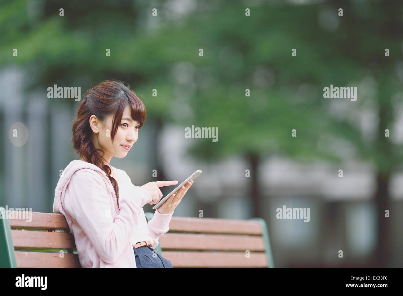University student in the campus park Stock Photo - Alamy