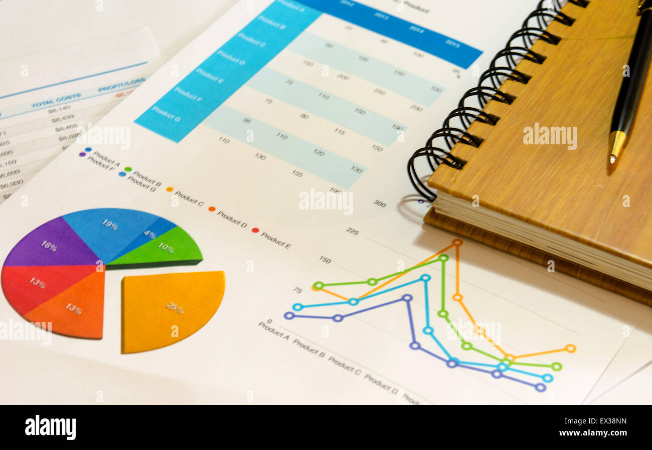 Pen and report paper, business conceptual Stock Photo - Alamy