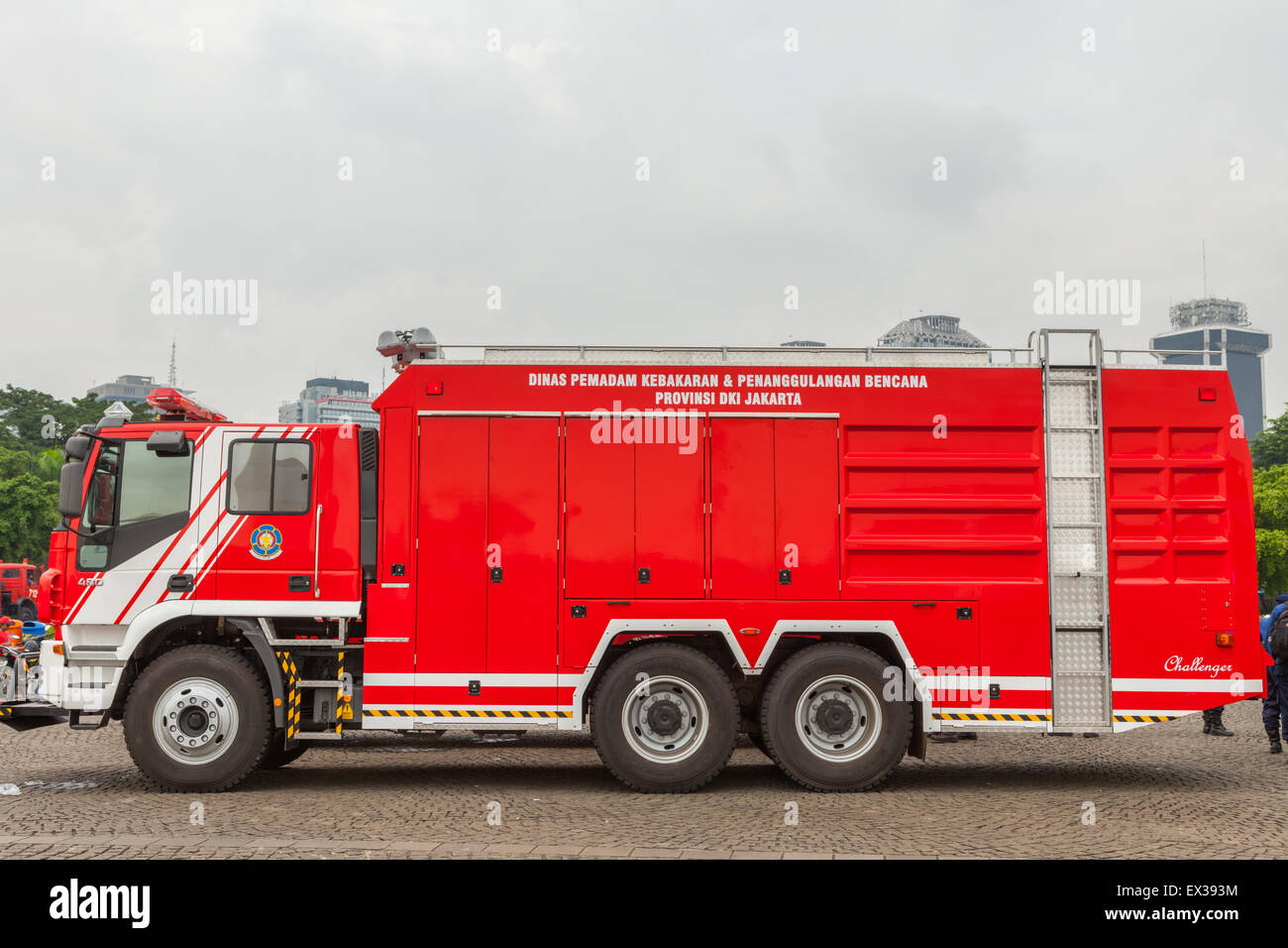 Jakarta firetruck hi-res stock photography and images - Alamy