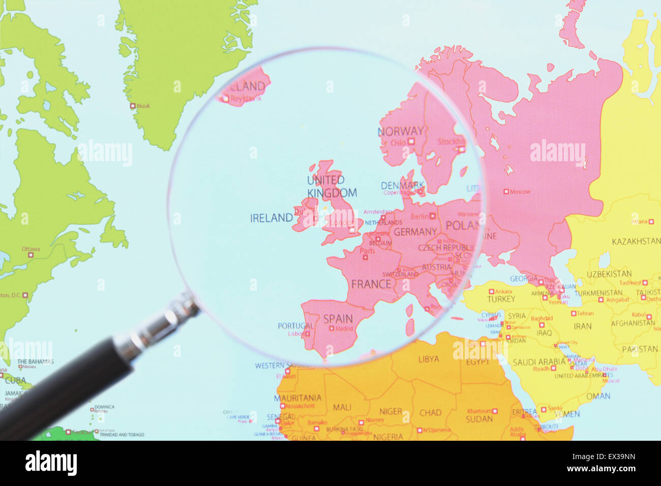 World map and magnifying glass Stock Photo - Alamy