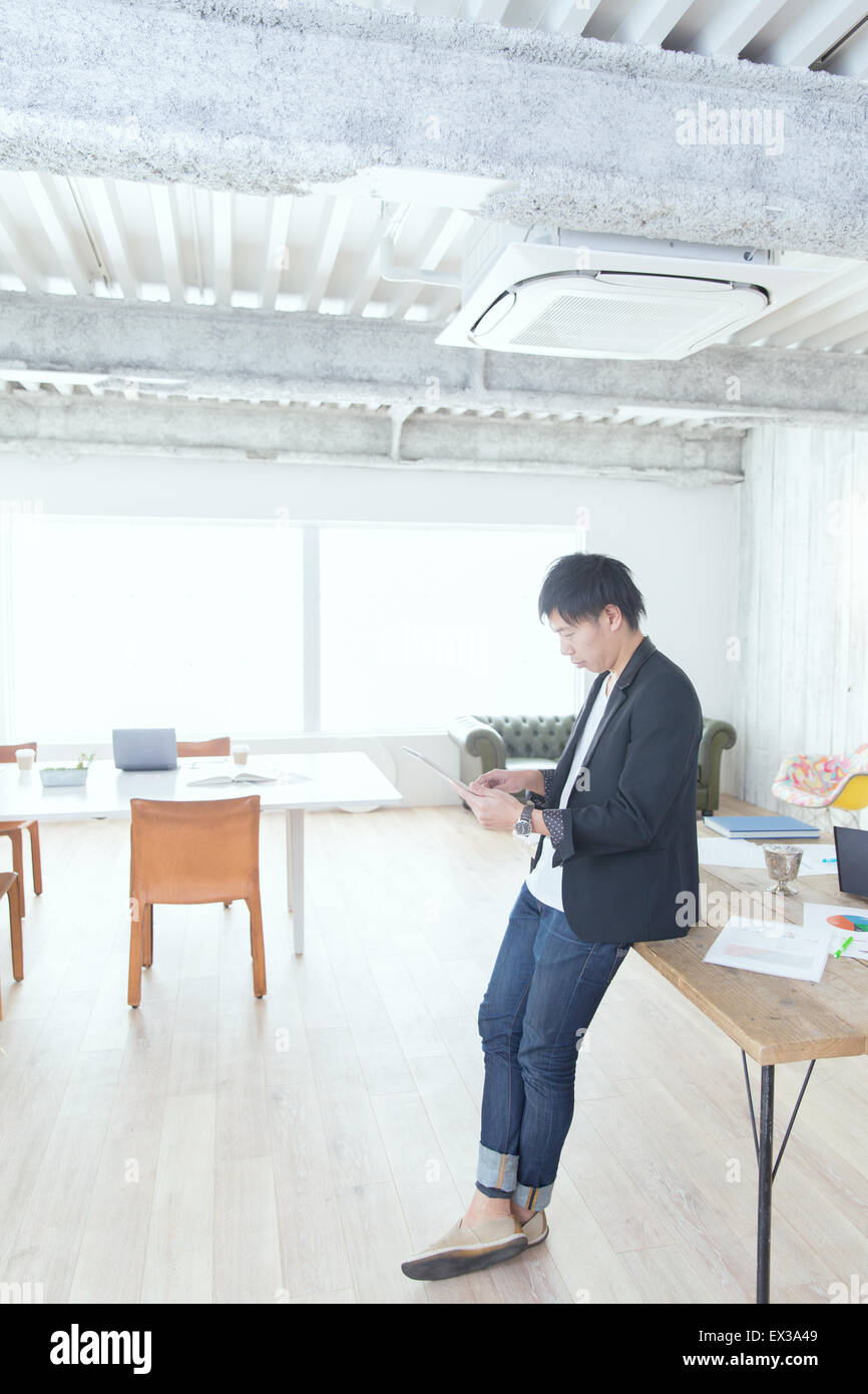 Japanese man business hi-res stock photography and images - Alamy