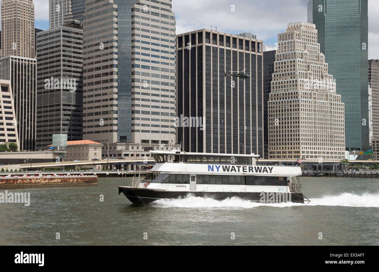 Ny waterway ferry hi-res stock photography and images - Alamy