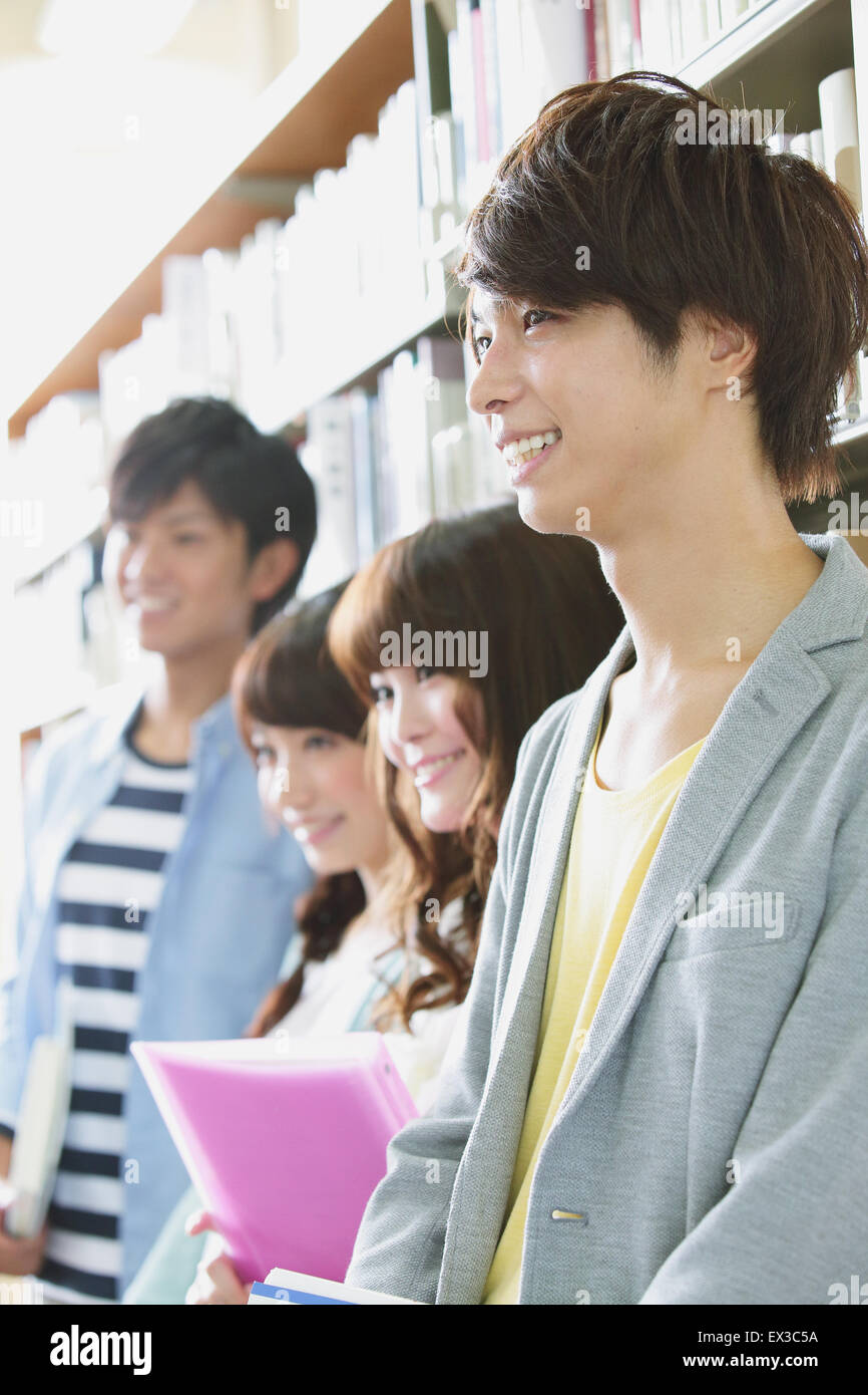 University students in the library Stock Photo - Alamy