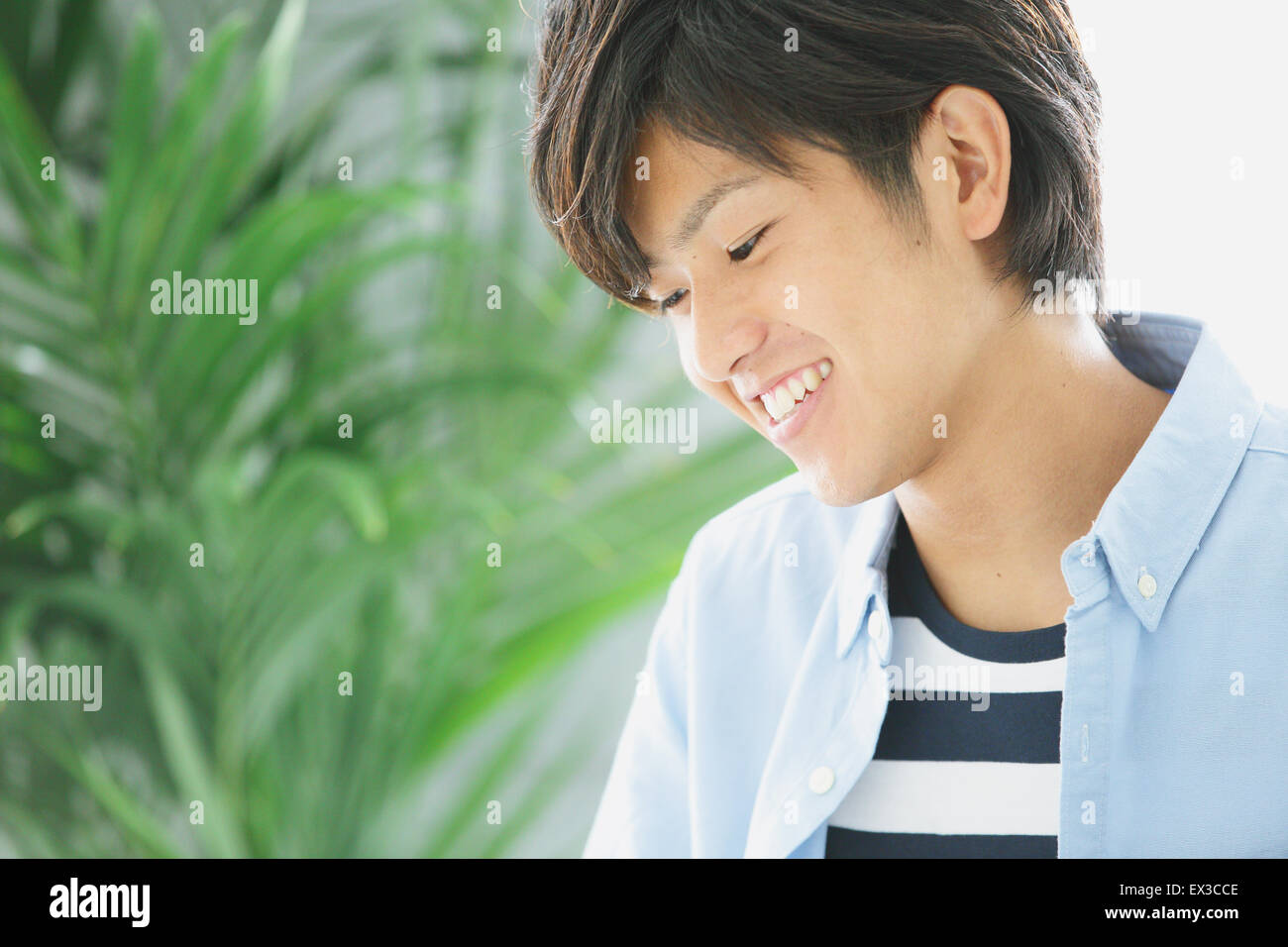 University student in the campus park Stock Photo - Alamy