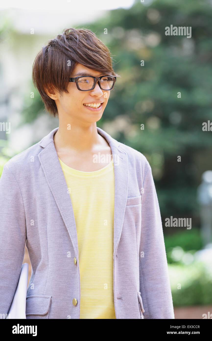 University student in the campus park Stock Photo - Alamy
