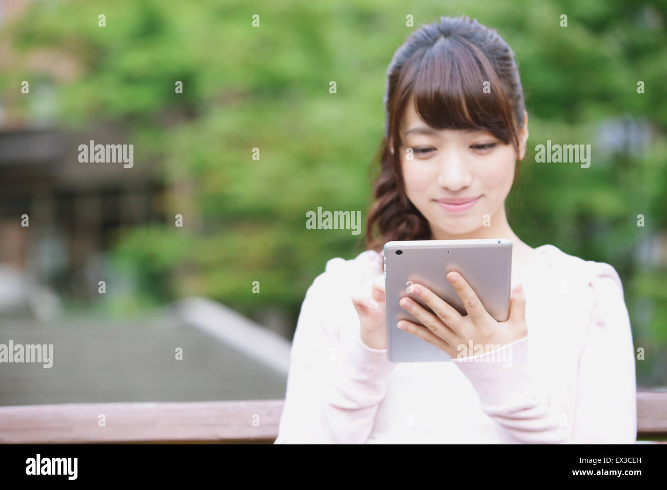 University student in the campus park Stock Photo - Alamy