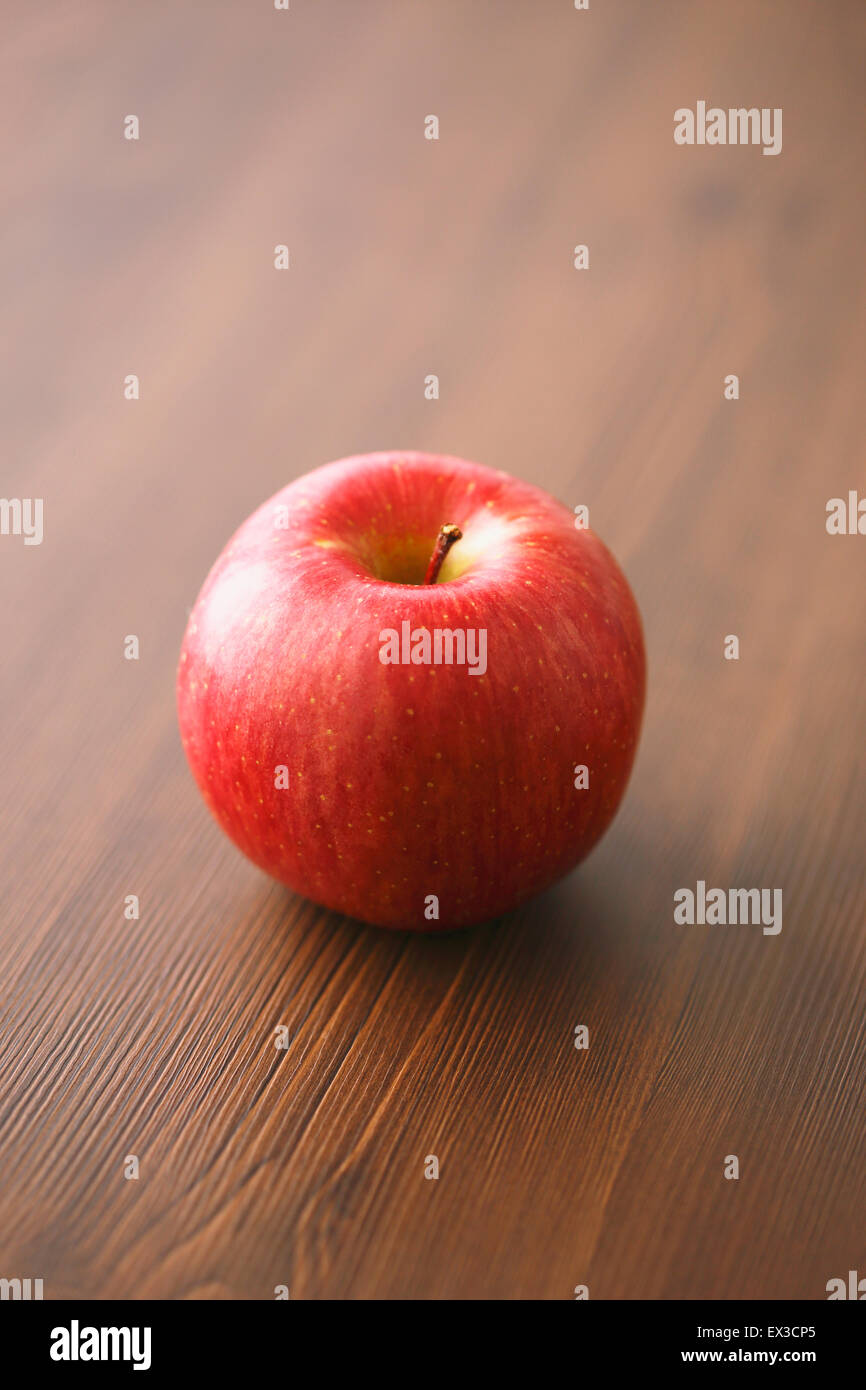 Monochromatic fruit hi-res stock photography and images - Alamy