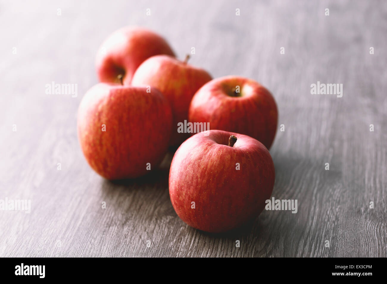 Red apple delicious apples hi-res stock photography and images - Alamy