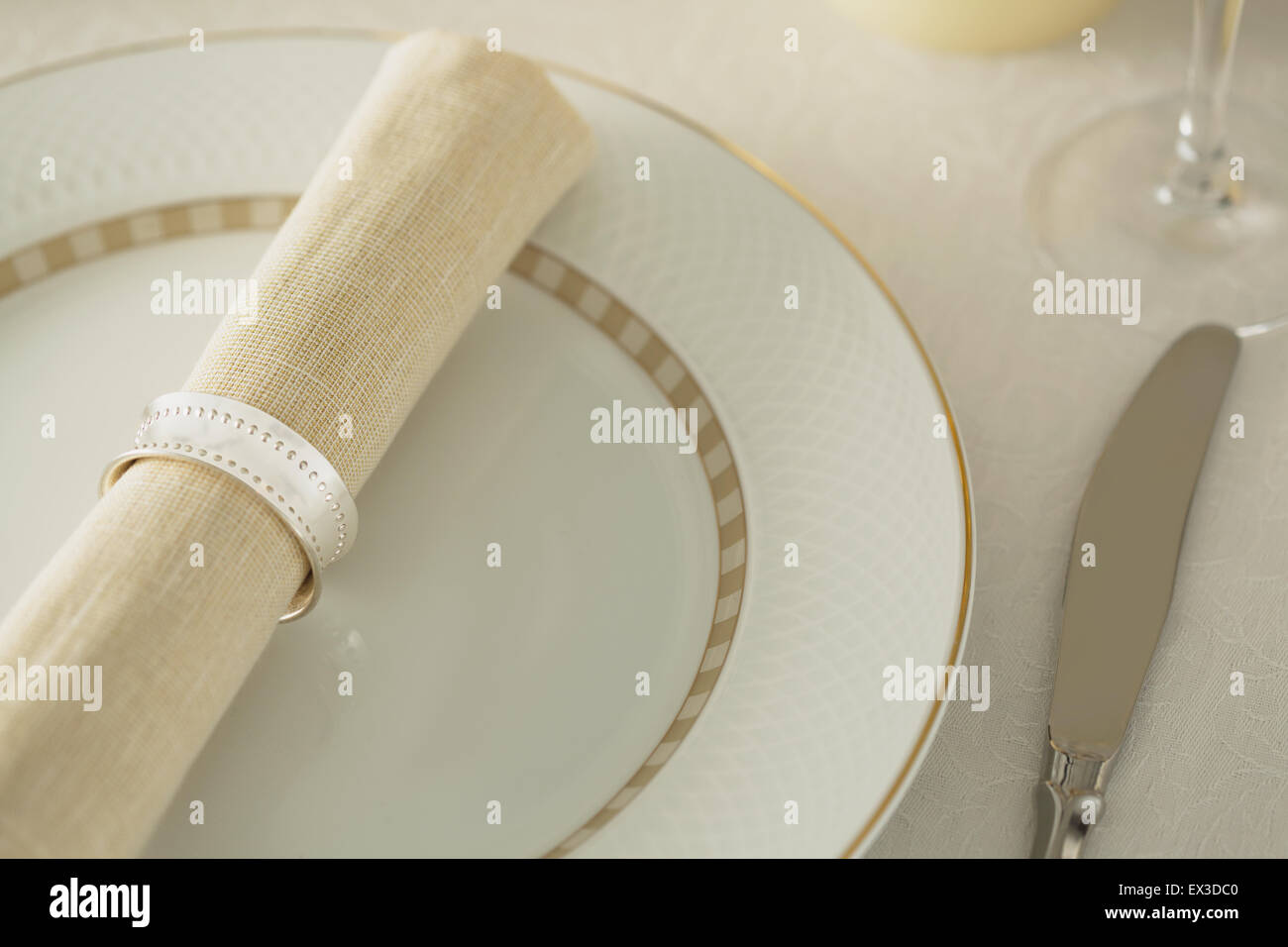 Stylish table setting Stock Photo - Alamy