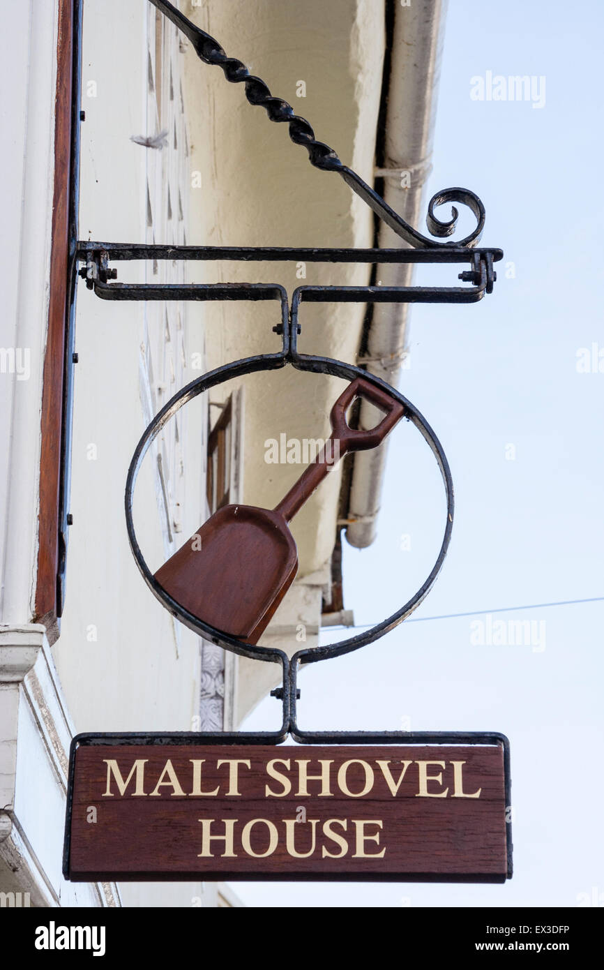 The malt shovel sign hi-res stock photography and images - Alamy