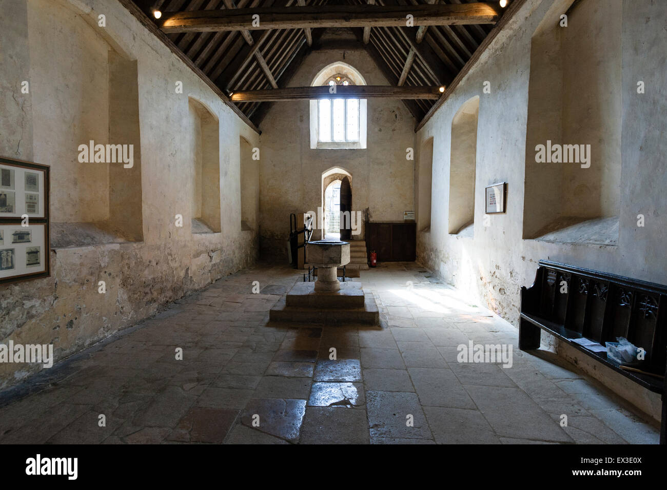 English 15th century window hi-res stock photography and images - Alamy