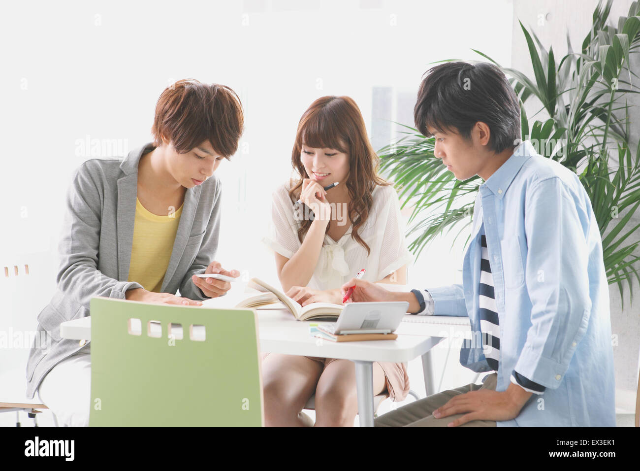 University student in the school cafe Stock Photo - Alamy