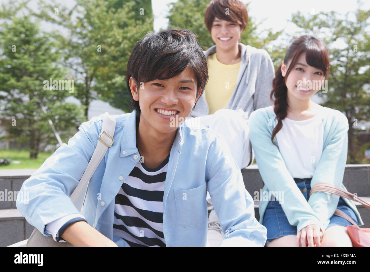 University students in the campus park Stock Photo - Alamy