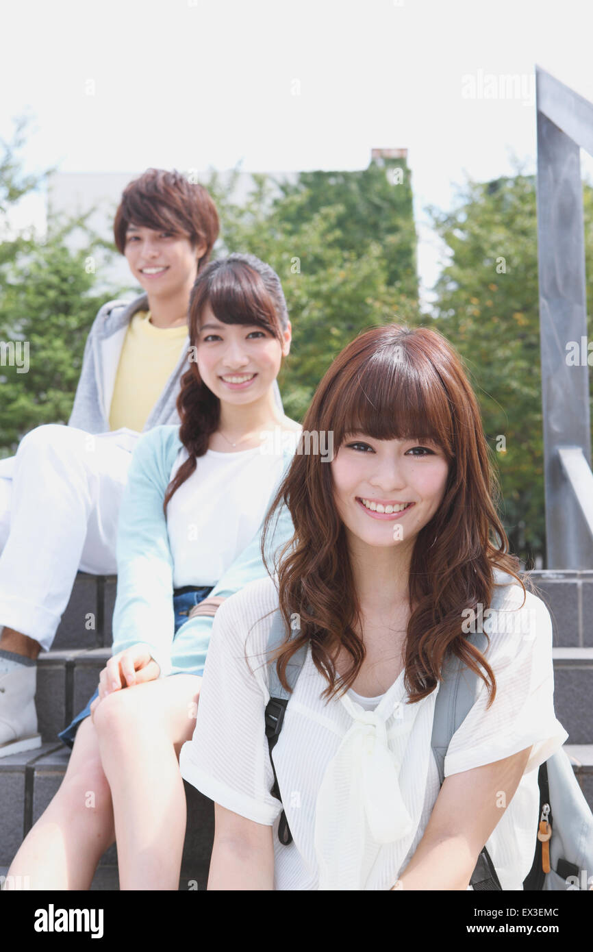 University students in the campus park Stock Photo - Alamy