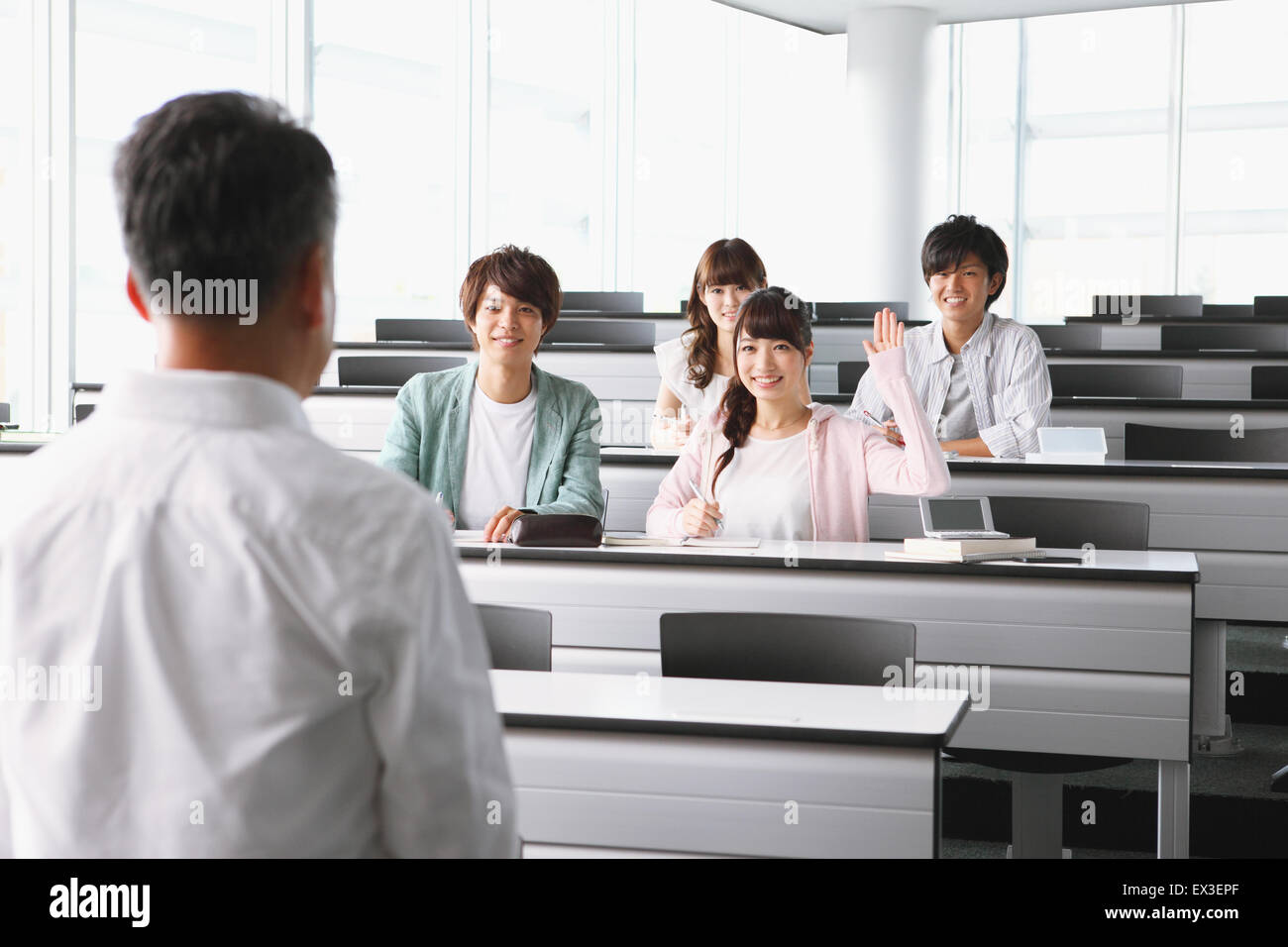 Instructor students in class hi-res stock photography and images - Alamy