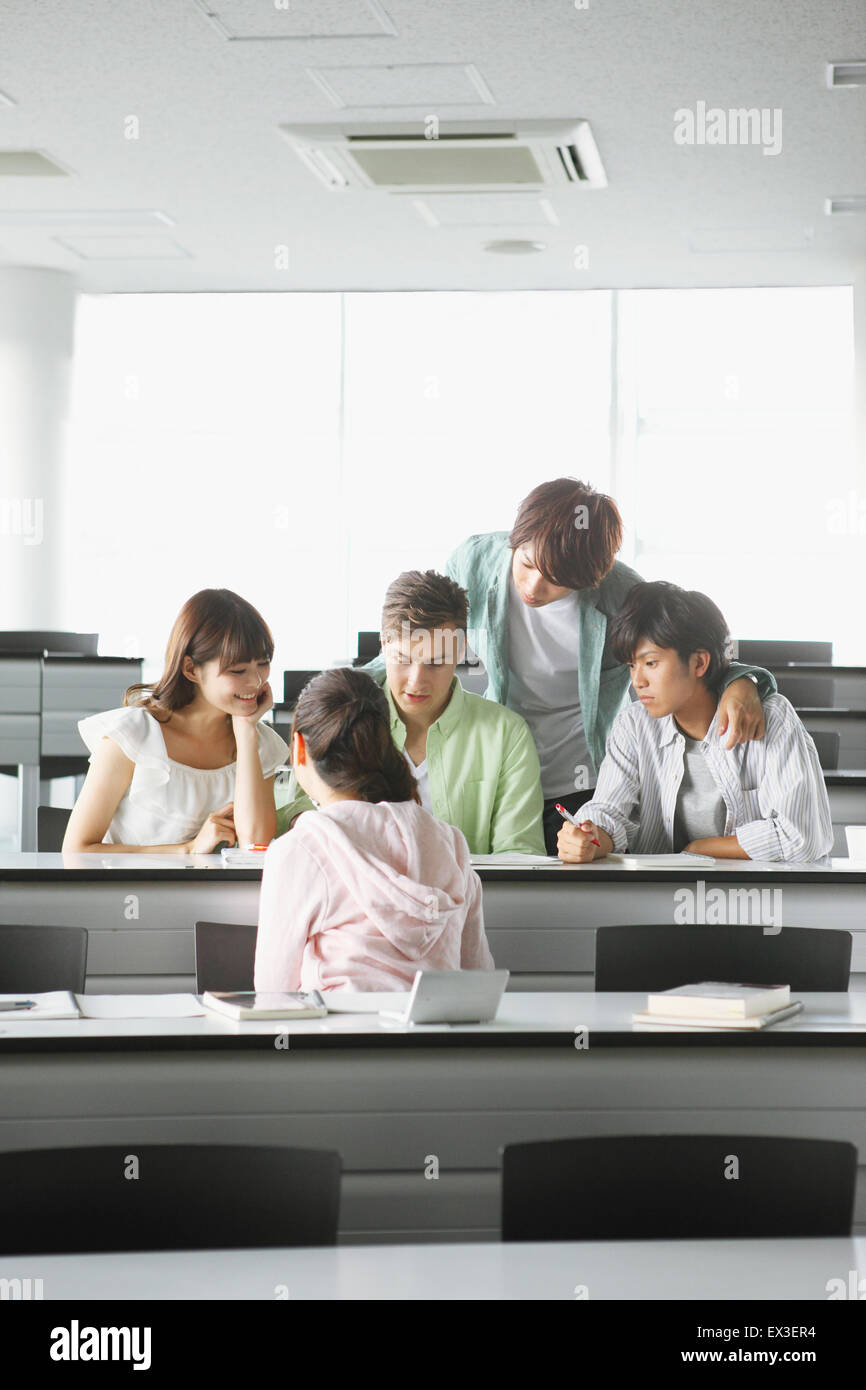 University students in the classroom Stock Photo - Alamy