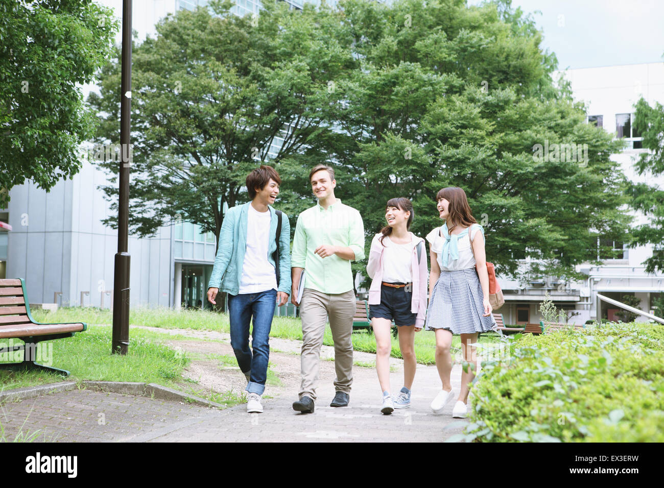 University student in the campus park Stock Photo - Alamy