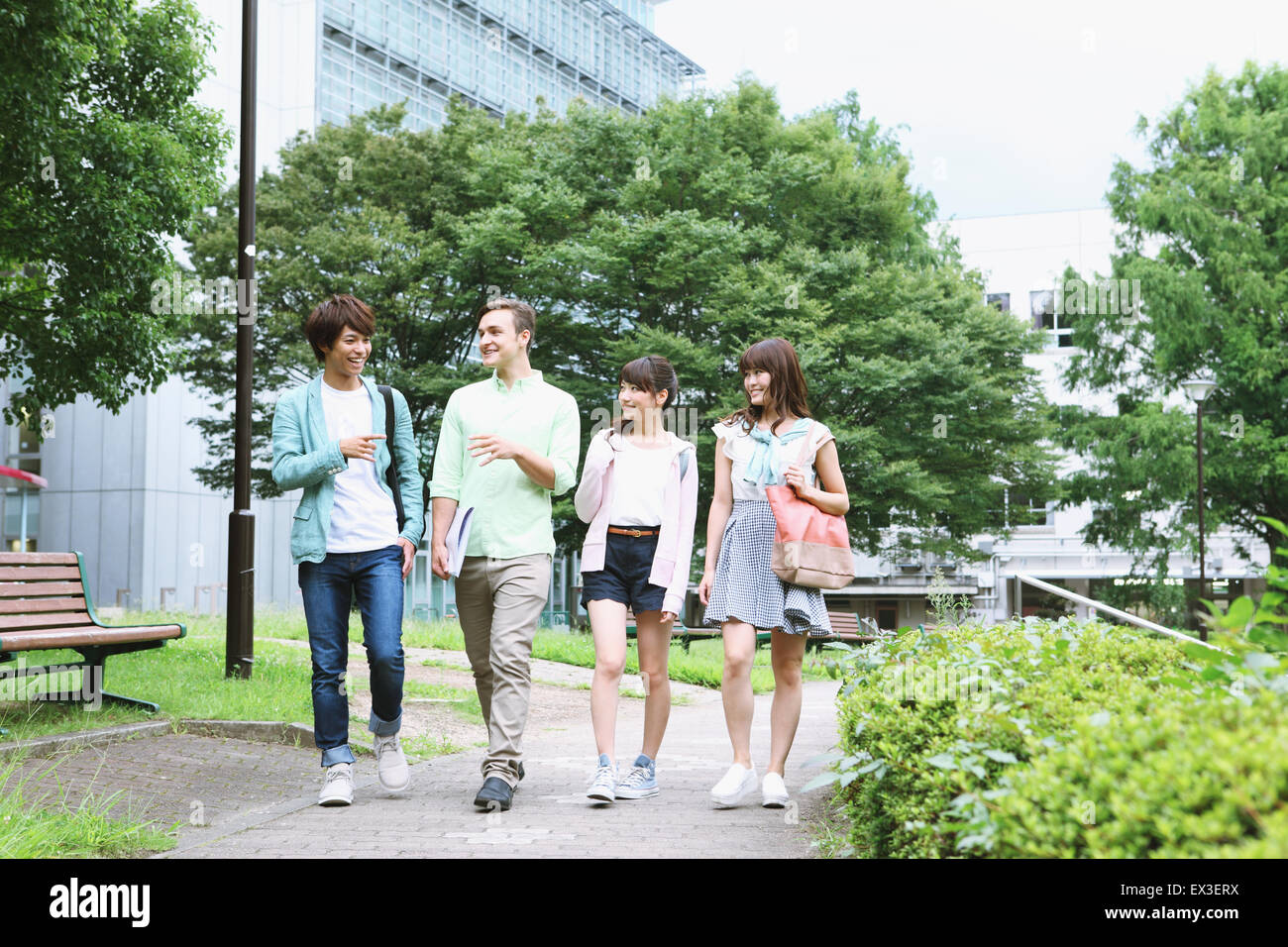 University student in the campus park Stock Photo - Alamy