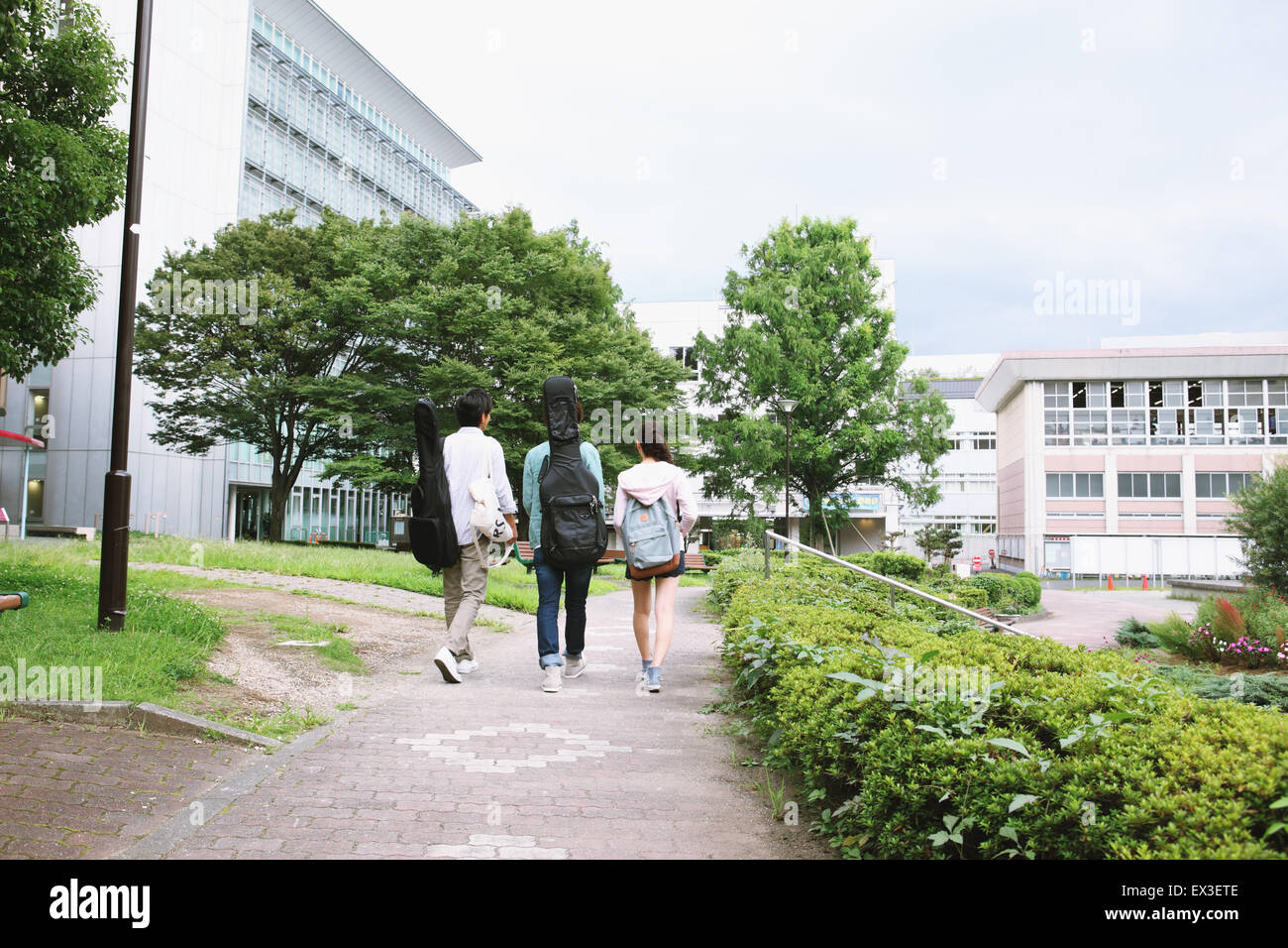 University student in the campus park Stock Photo - Alamy