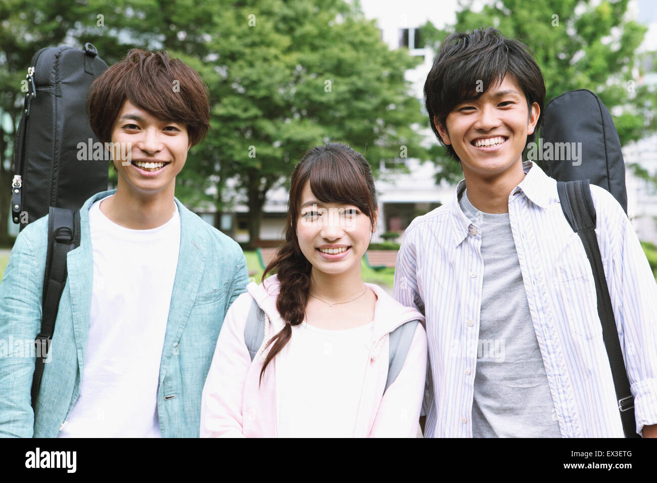 University student in the campus park Stock Photo - Alamy