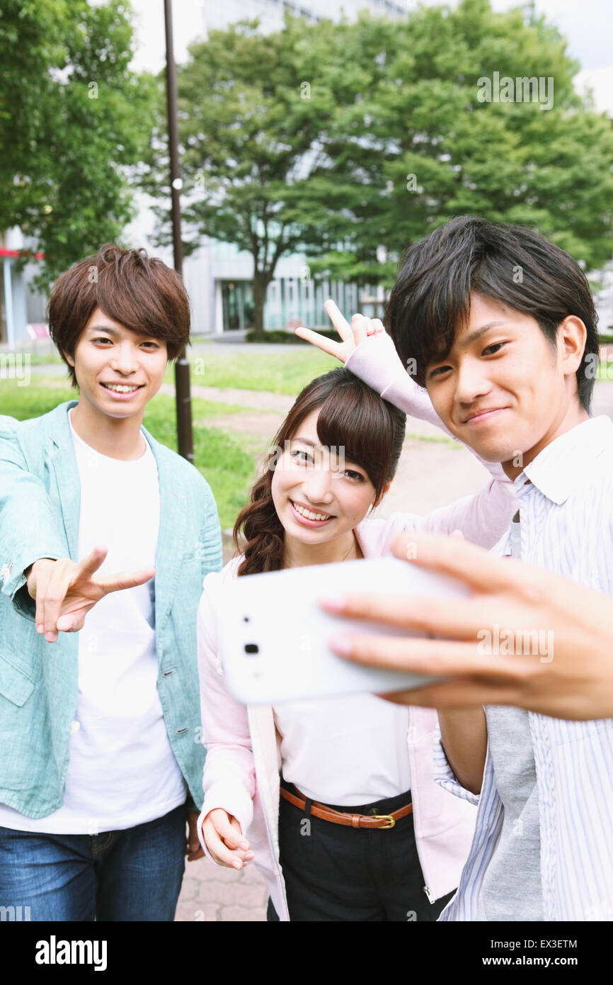 University student in the campus park Stock Photo - Alamy