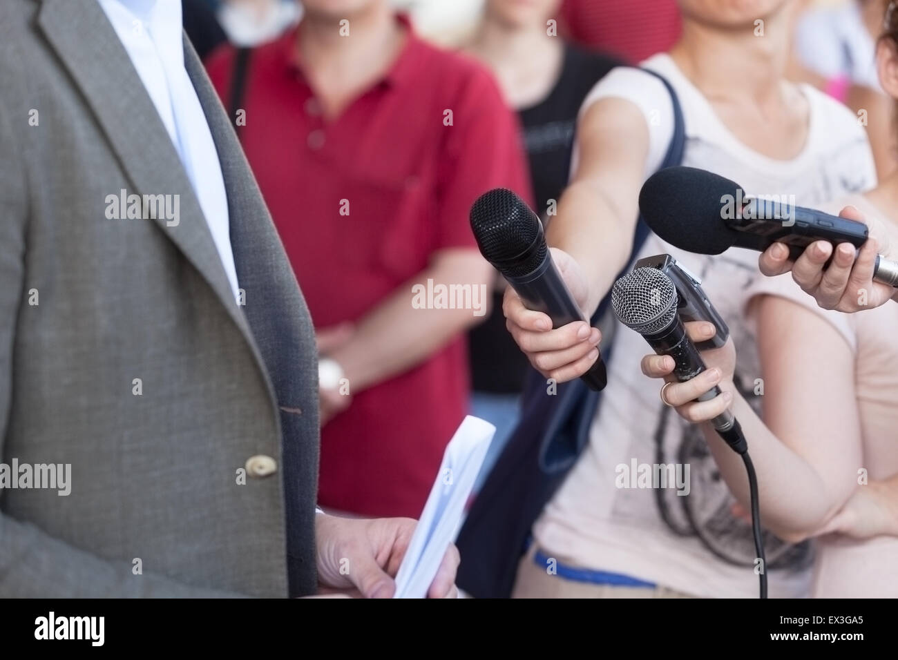 journalist making interview with businessman or politician Stock Photo ...