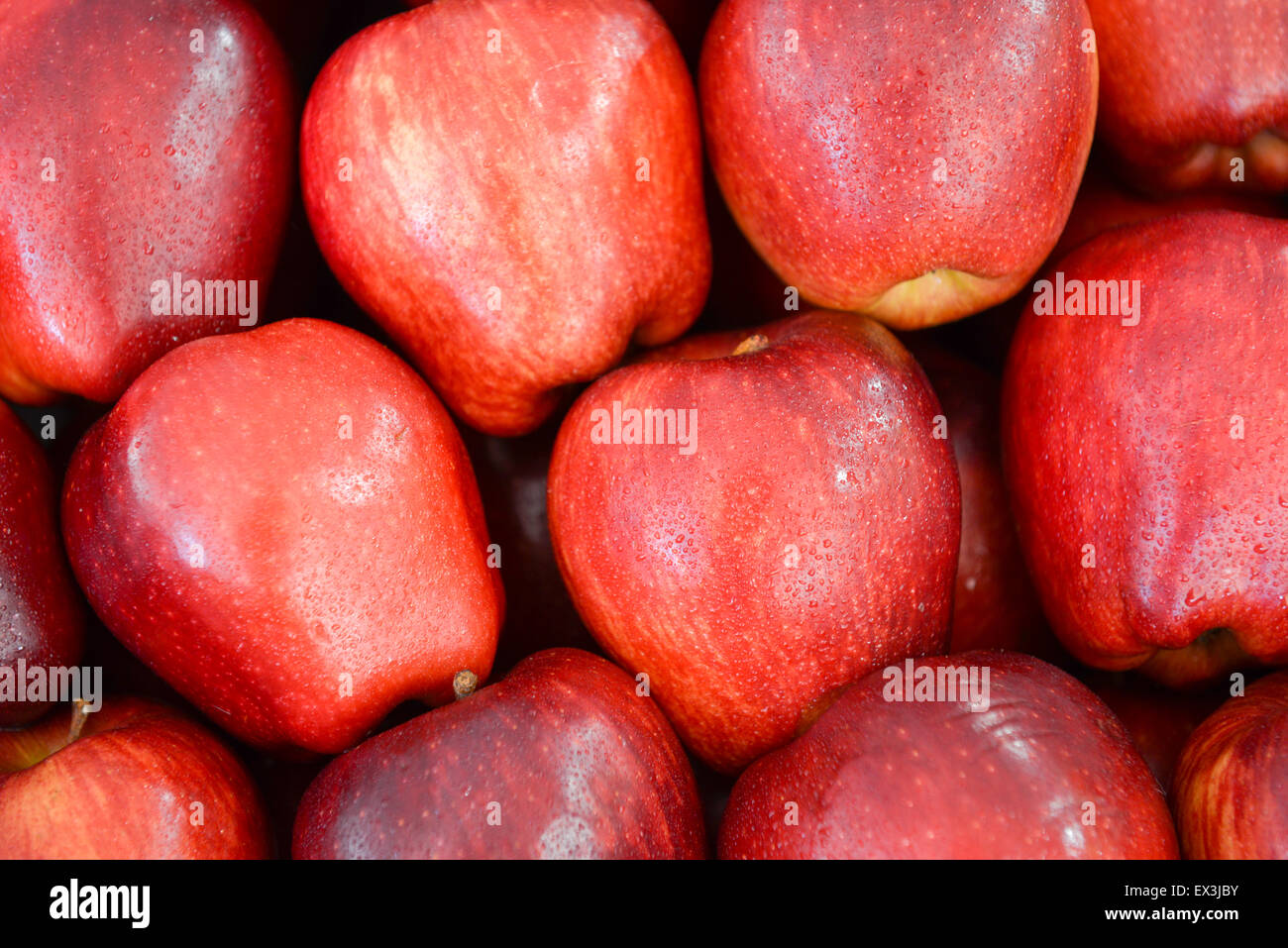 Still life with red apples hi-res stock photography and images - Alamy