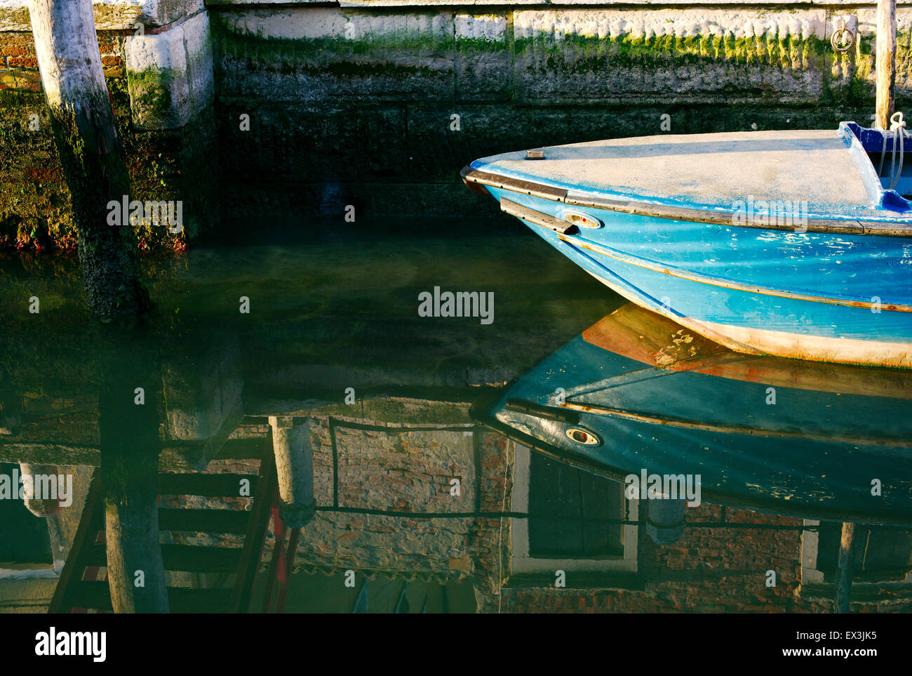 Rowboat bow hi-res stock photography and images - Alamy