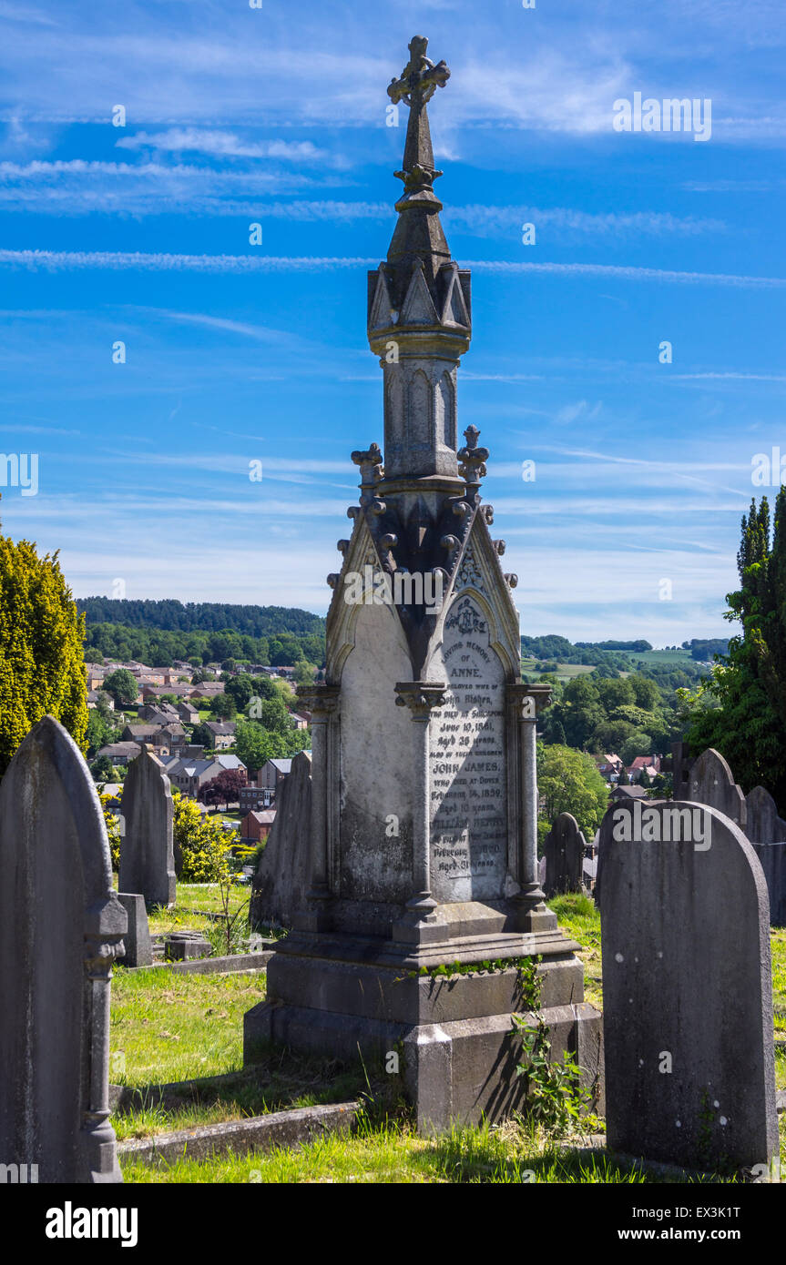 Gothic tomb hi-res stock photography and images - Alamy