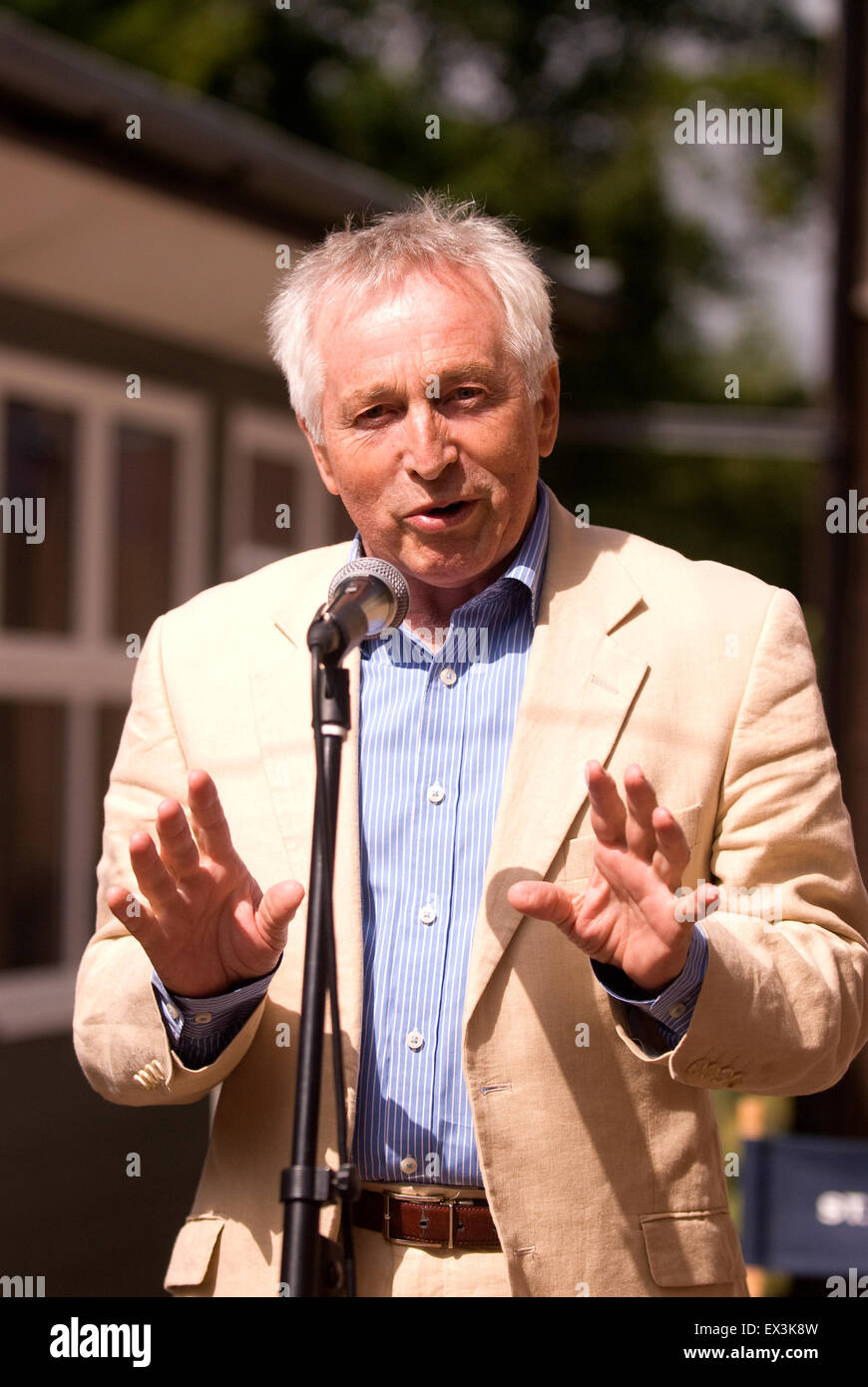 Jonathan dimbleby hi-res stock photography and images - Alamy