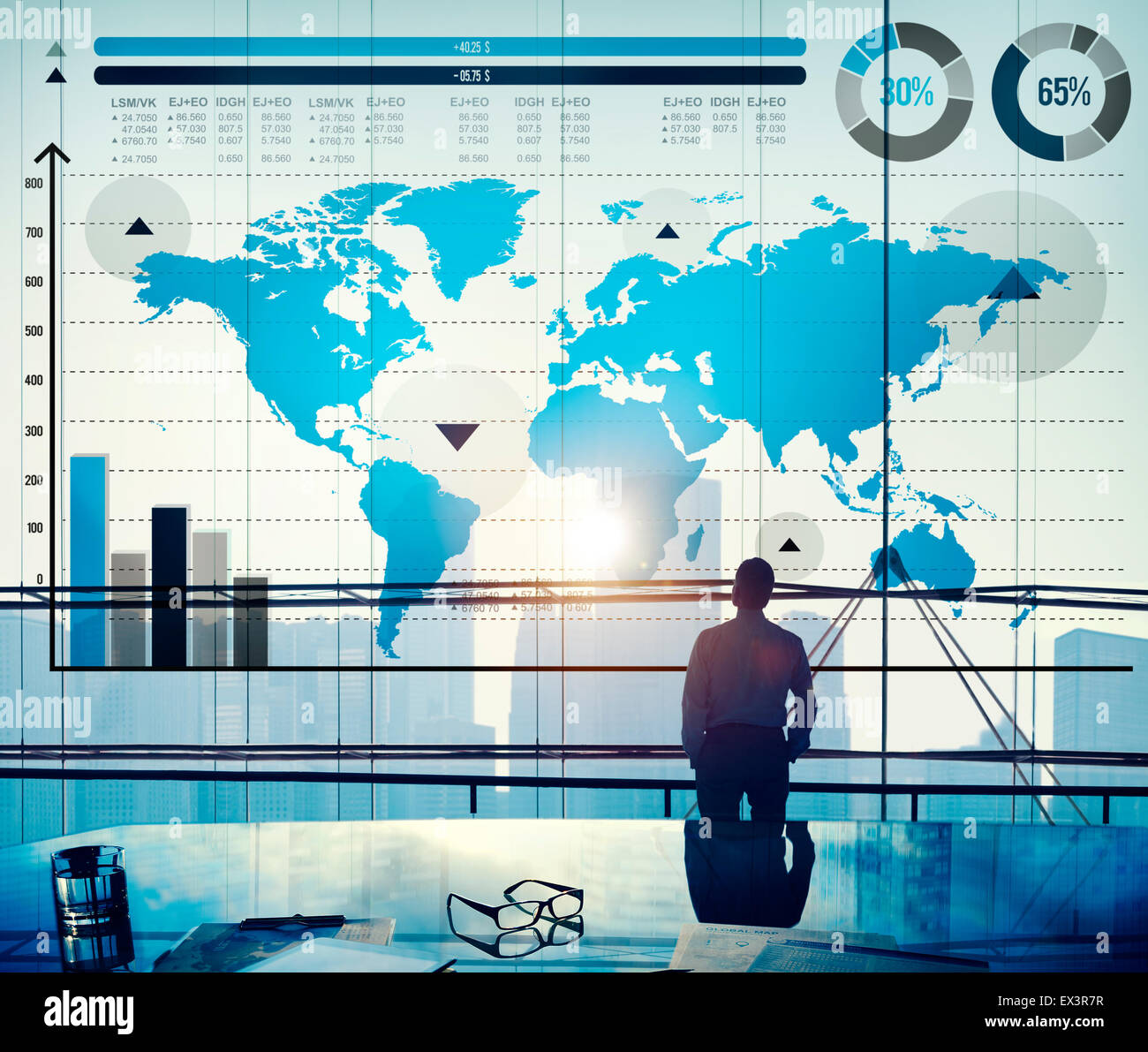 Global Business Graph Growth World Map Concept Stock Photo - Alamy