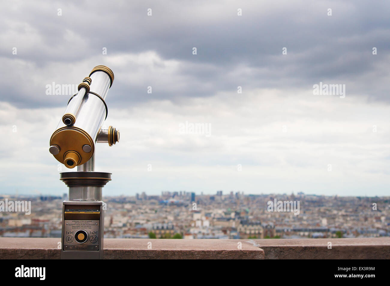 Telescope Arc De Triomphe High Resolution Stock Photography and Images ...