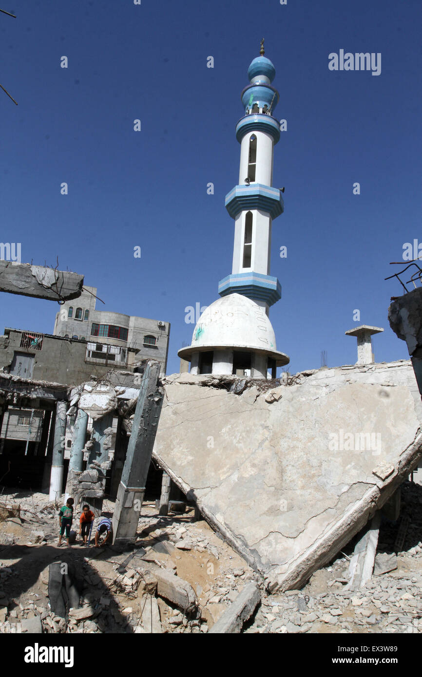 Rafah, Gaza Strip, Palestinian Territory. 1st July, 2015. Palestinian ...