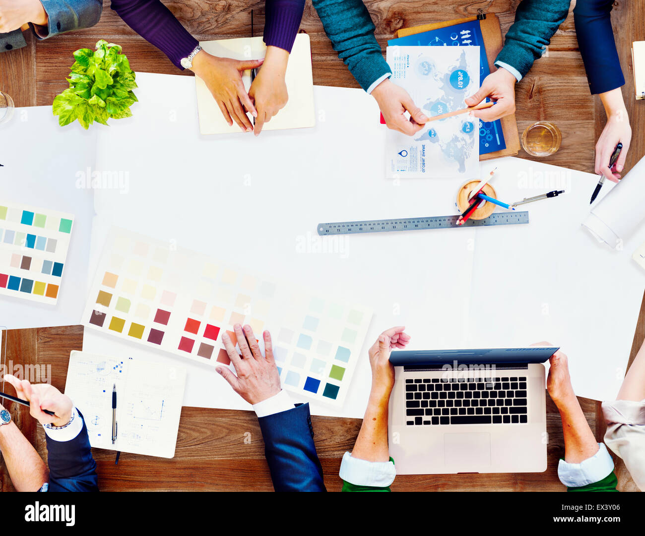 Constraction Design Team Meeting Brainstorming Planning Concept Stock Photo - Alamy