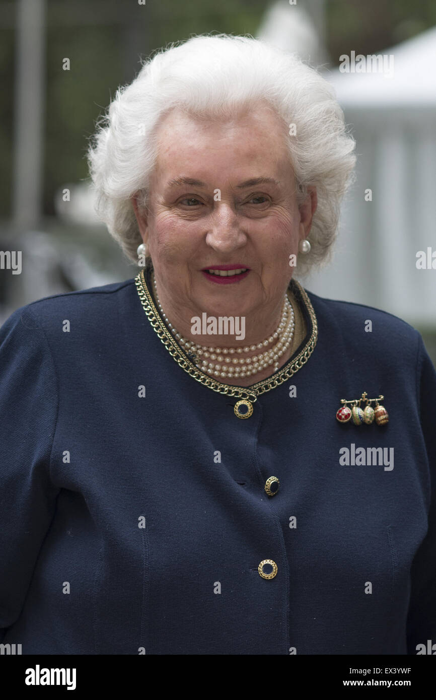 Infanta pilar hi-res stock photography and images - Alamy