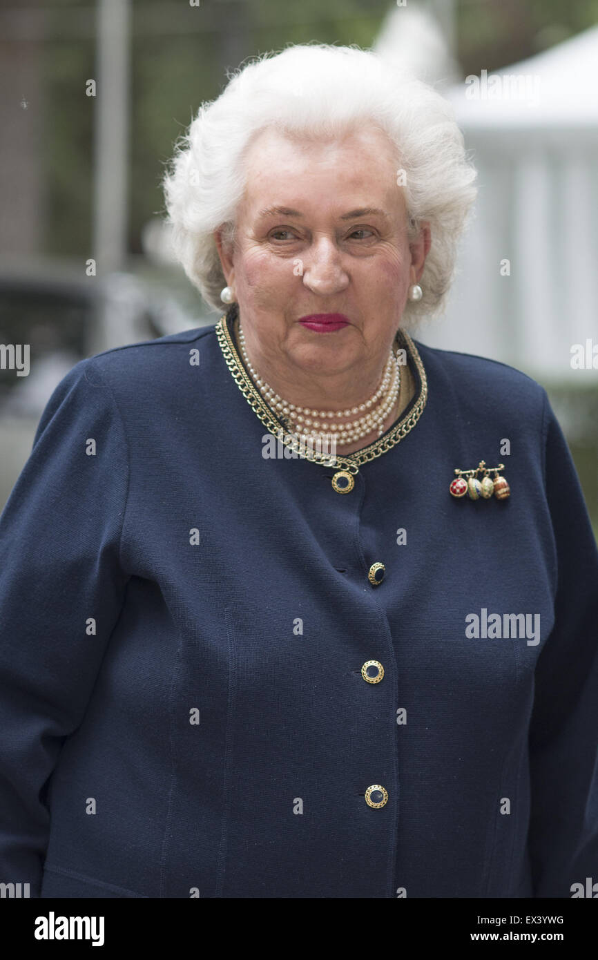 Infanta pilar hi-res stock photography and images - Alamy