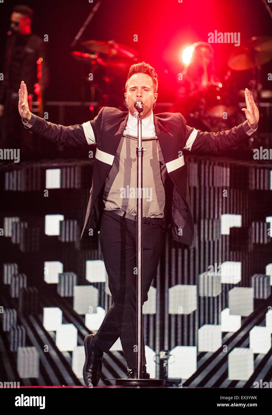 Olly Murs performs his first of four sold out shows at The O2 Arena in ...