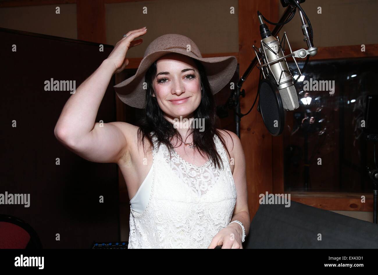 Finding neverland musical hi-res stock photography and images - Alamy