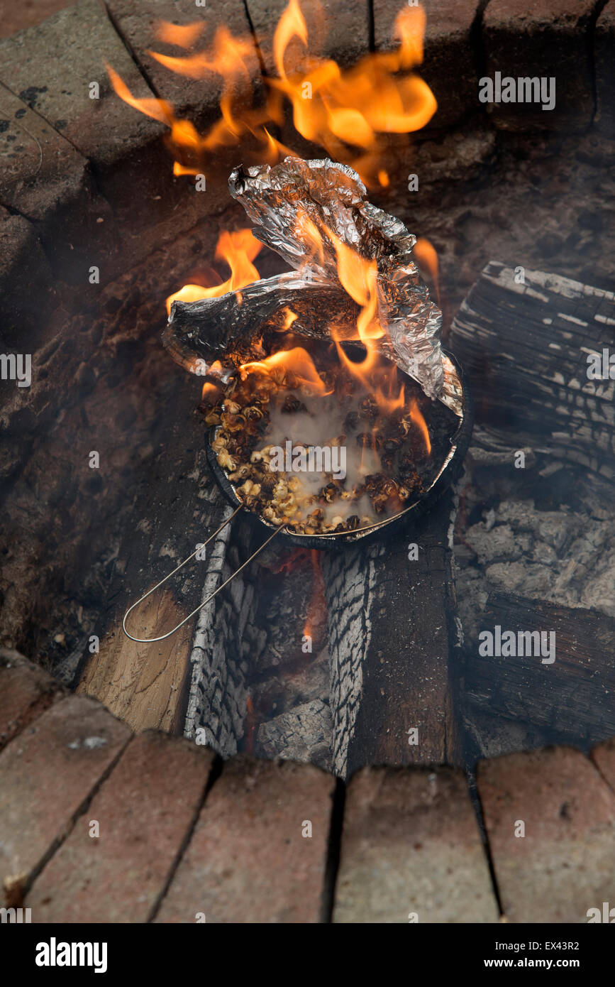 Burnt food hi-res stock photography and images - Alamy