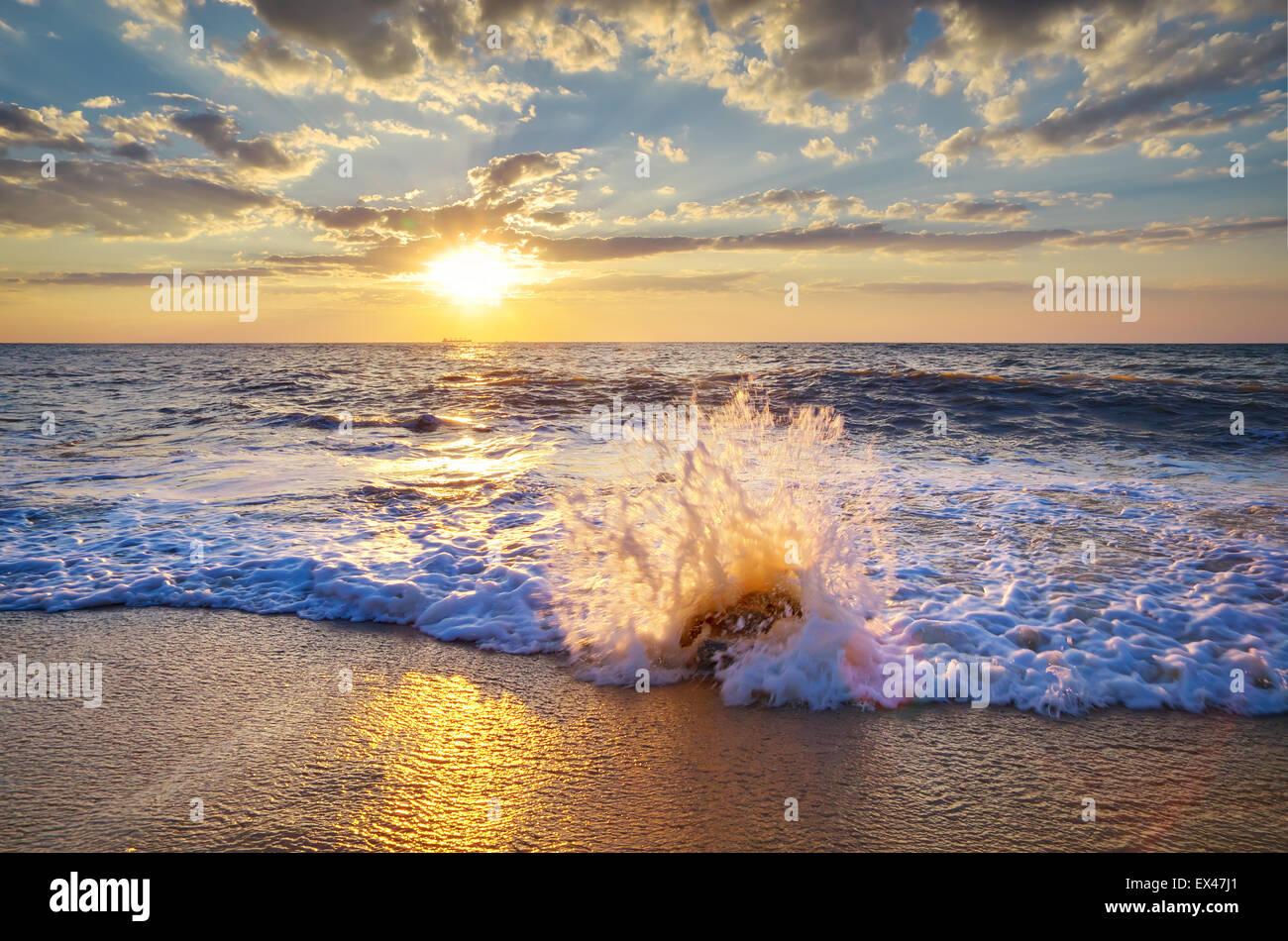 Seascape composition hi-res stock photography and images - Alamy