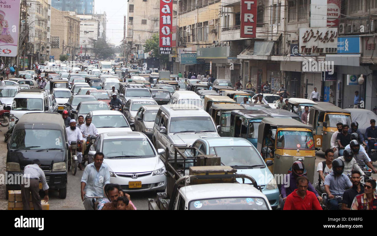 Large numbers of vehicles are stuck in traffic jam before Iftar timing ...